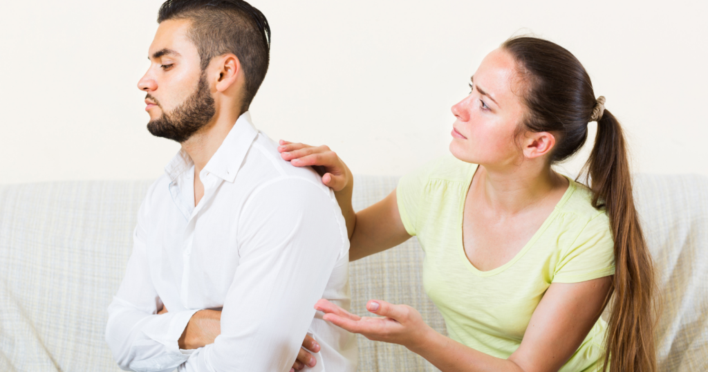 11 reasons why guys ignore you even when they like you - The Expert Editor