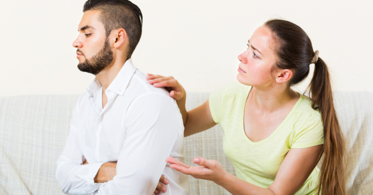 11 Reasons Why Guys Ignore You Even When They Like You The Expert Editor
