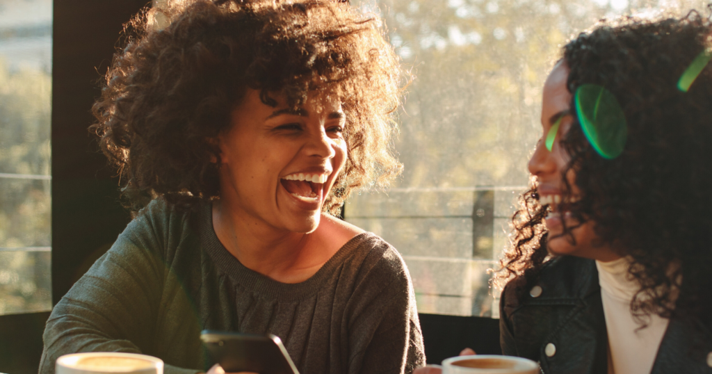 10 phrases genuinely happy people often use in daily conversation - The ...