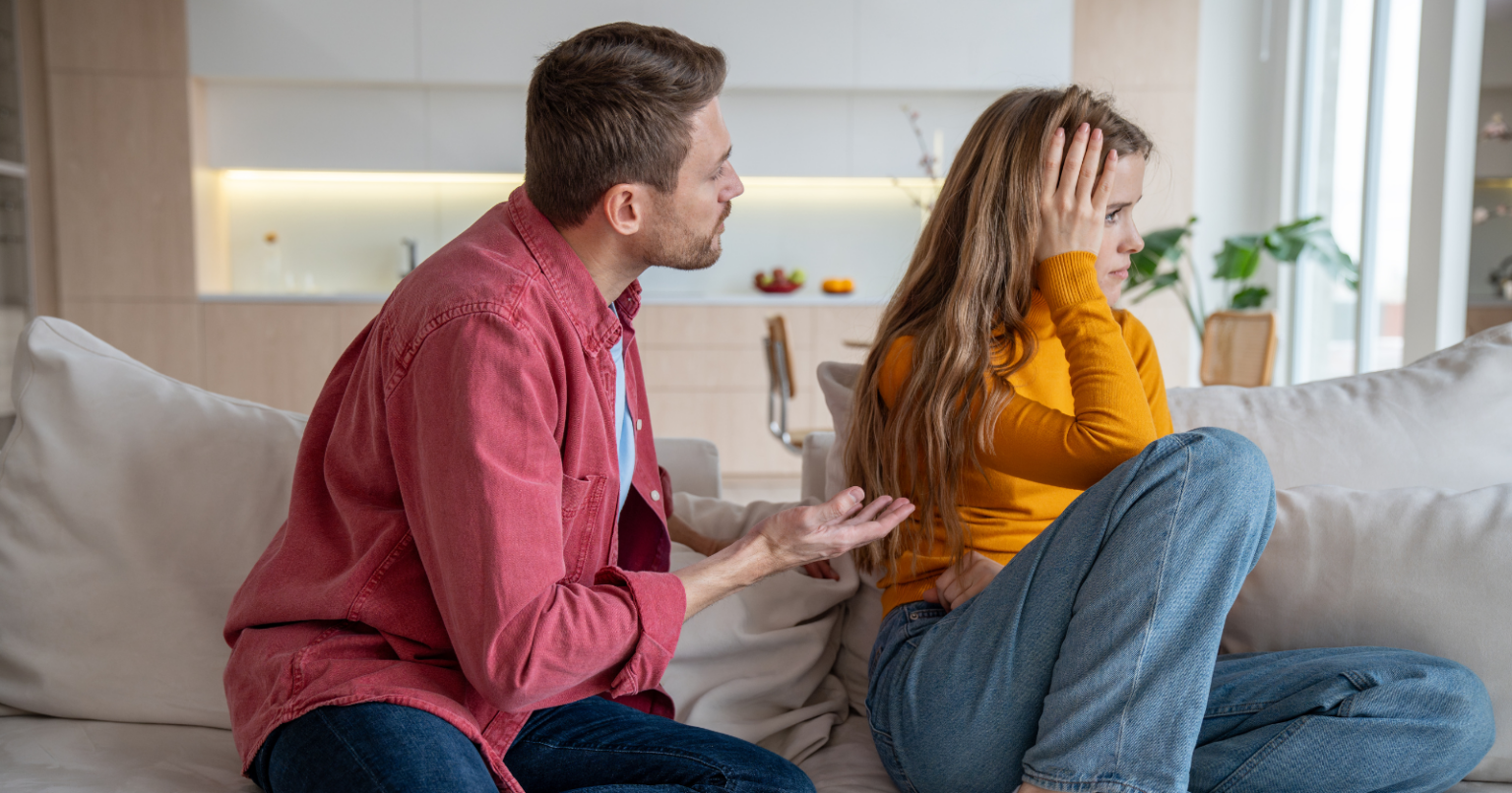 8 common behaviors toxic men use to control others - The Expert Editor