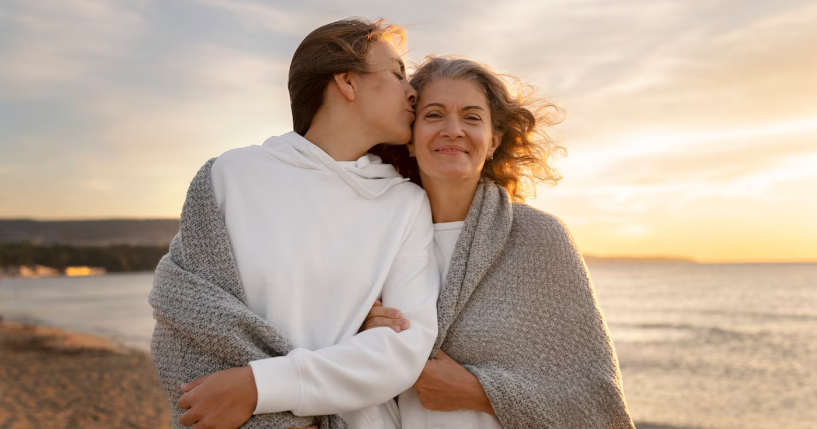 If you recognize these 7 behaviors, you have an unusually strong bond ...