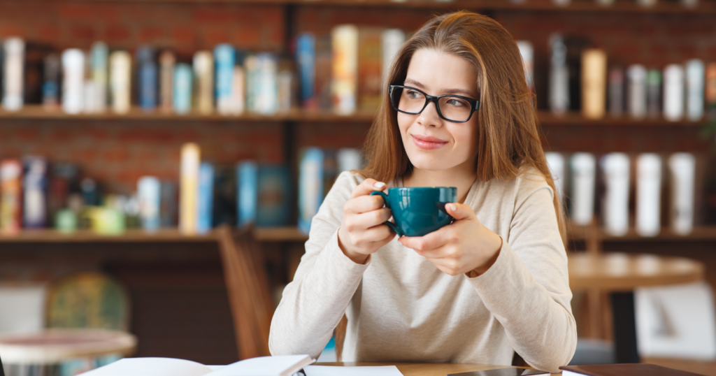 Highly intelligent people tend to have these 8 unusual habits ...