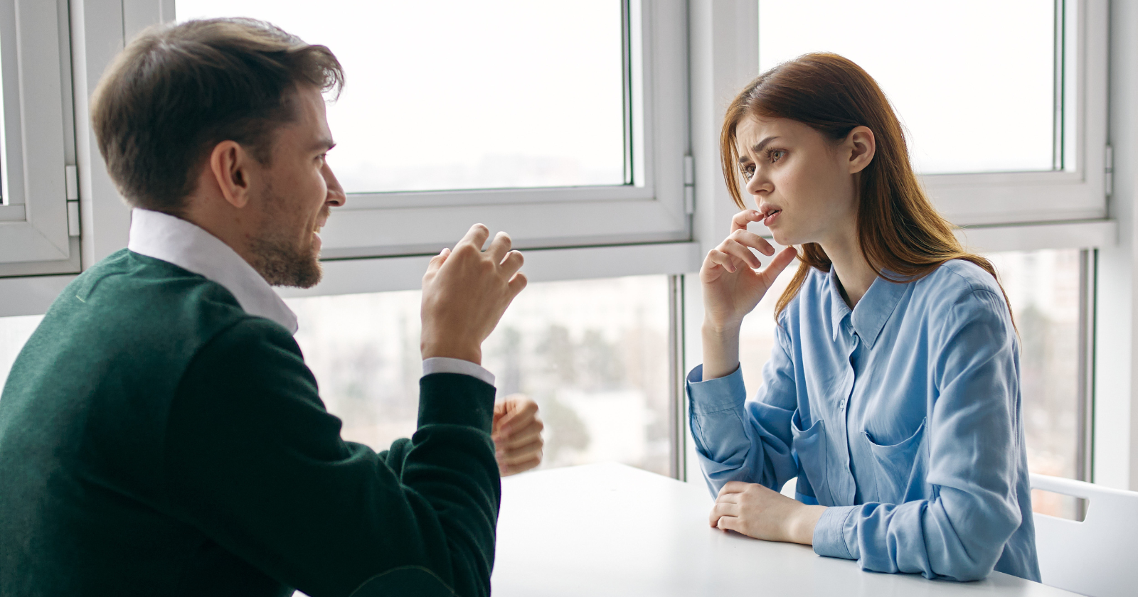 8 annoying social habits that indicate a lack of emotional intelligence ...