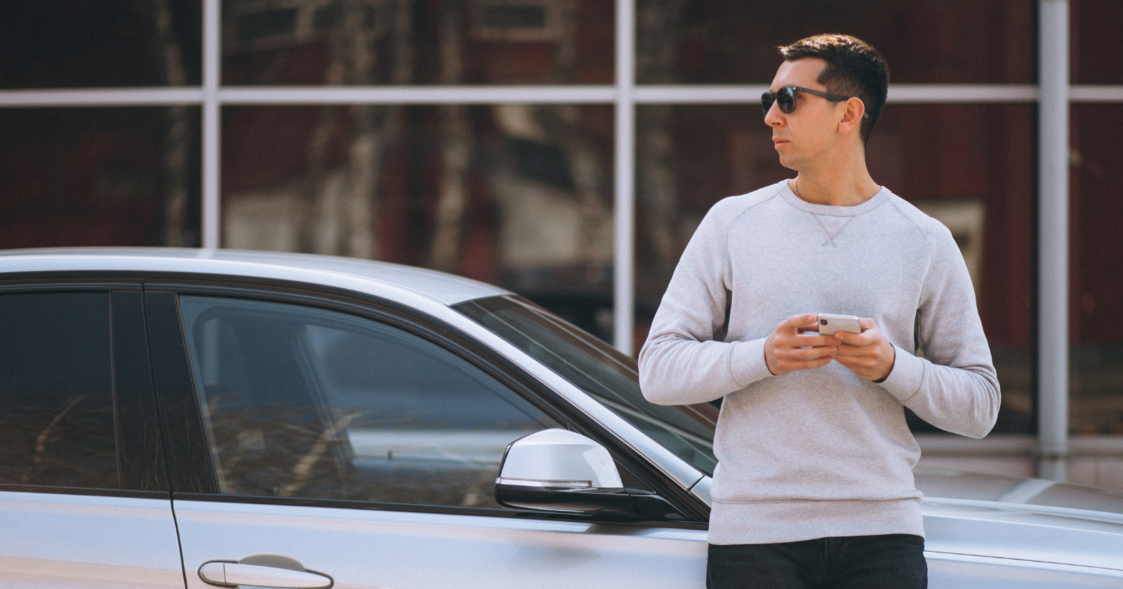 10 subtle signs someone is actually wealthy (even if they drive an old ...